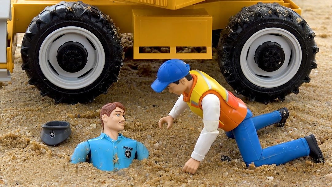 工程车玩具:卡车司机居然在马路上睡着了,太危险了!