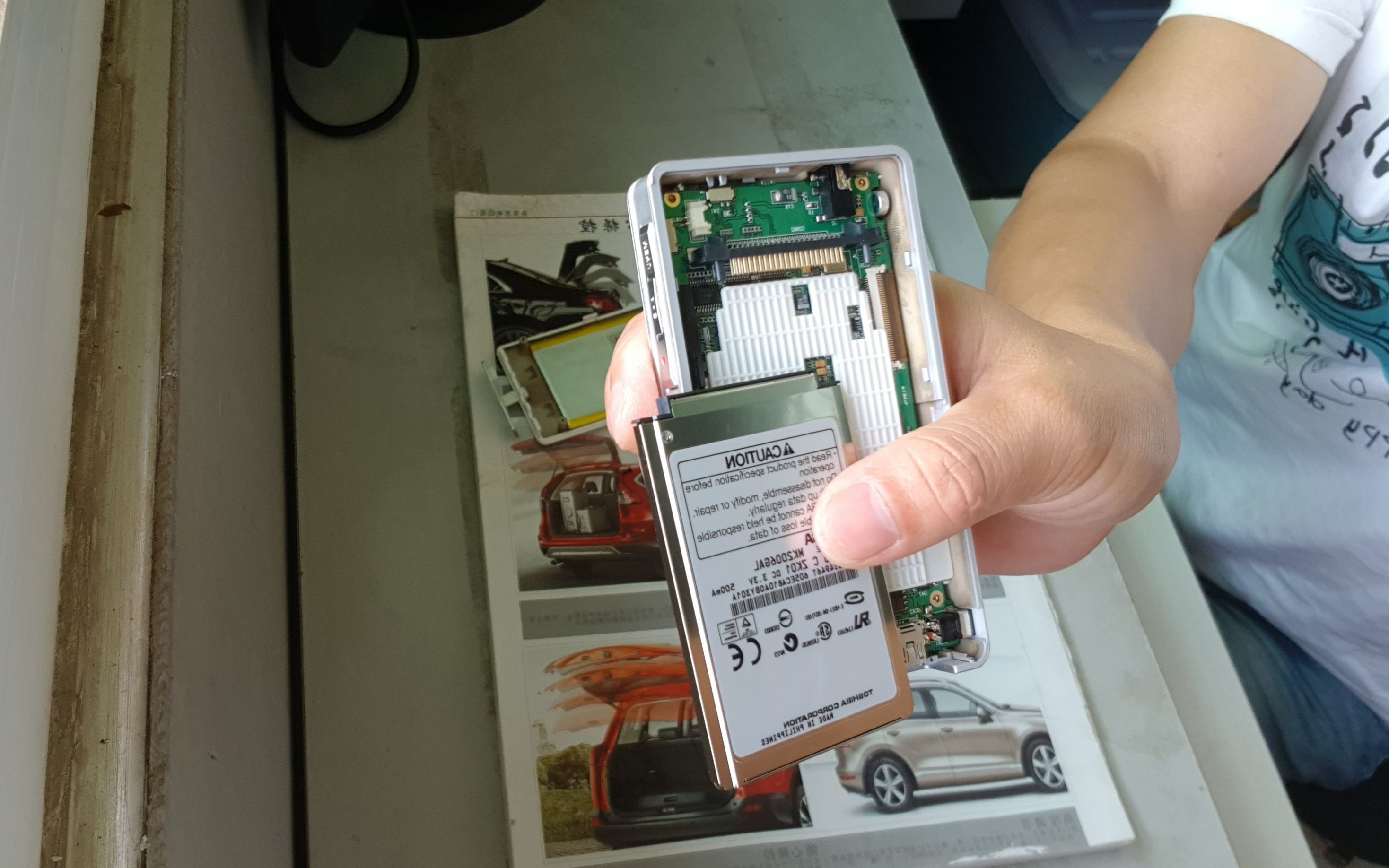 硬盘数码播放器和固态数码播放器有什么不同我拆给你看