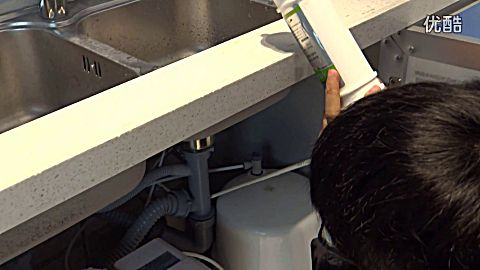 康宝净水器-前置活性炭清洗