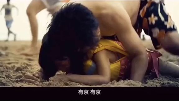 大海啸扑面而来,无法抗拒的自然灾害