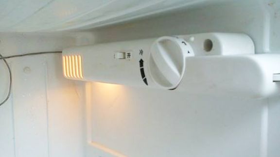 找到冰箱里的一个按钮,能让你每个月省下一半电费,厉害了