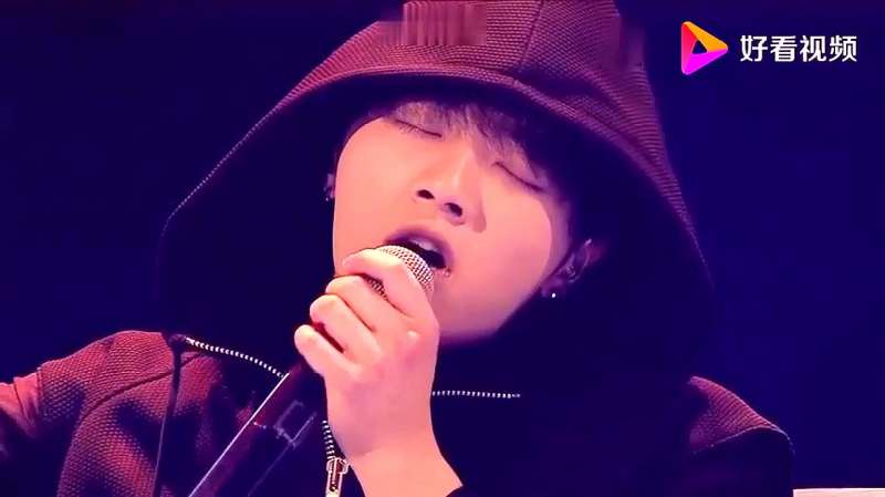 华晨宇《癌》倒放秒变“恐怖”片,还是网友脑洞大,我怕我先溜了