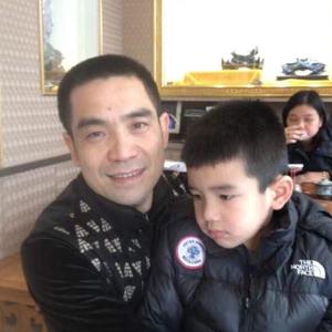 翡翠摆件波哥 