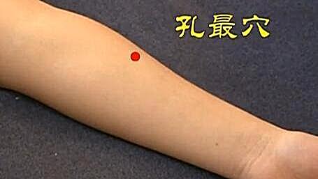 痔疮久治不愈 多按摩这个部位可以缓解