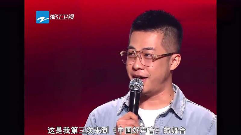 中国新歌声:《我们不一样》原唱大壮现身,李健赞这嗓音太抓心!