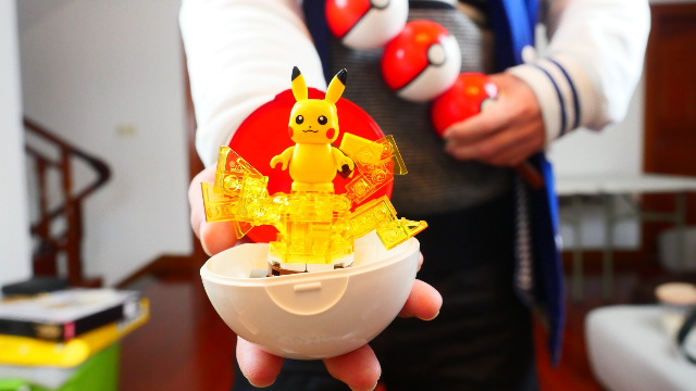 圆你宝可梦训练师之梦:启蒙积木 精灵宝可梦系列精灵球评测