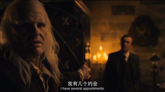 德古拉:城堡里没有别人,怎料吸血鬼为了脸面竟说他有约会,真逗