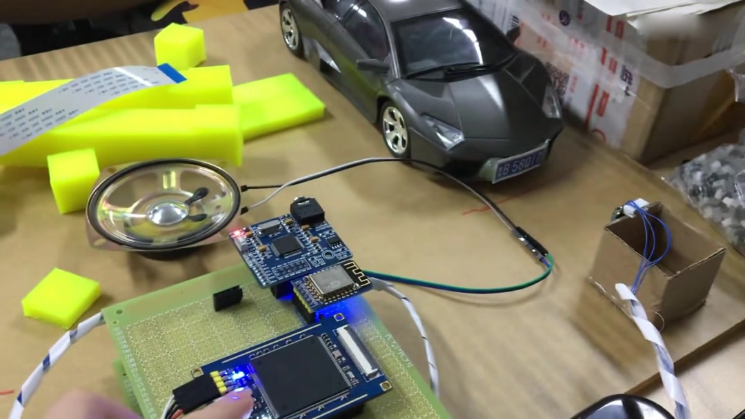 什么?某大学生单片机做车牌识别!STM32(任意单片机) 任意摄像头 esp82