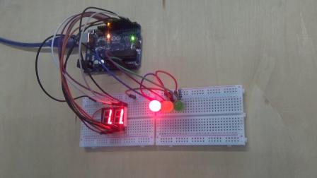 交通灯读秒计时实验