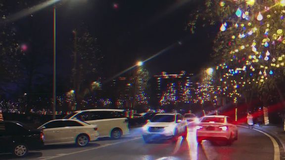 “明天就是大年三十了,愿新年胜旧年,愿将来胜过往