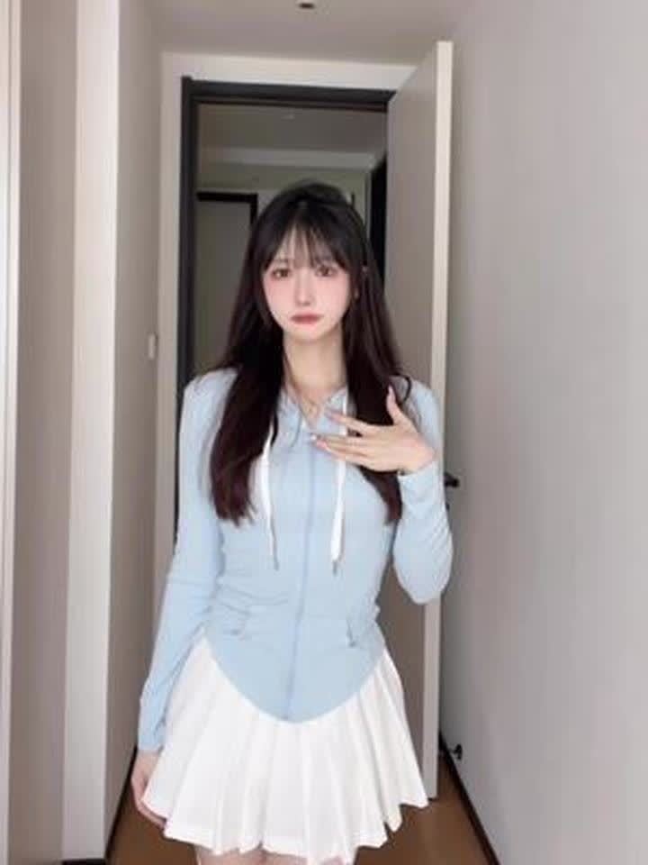 拍完就去做饭咯 钟表转动滴答滴#美女