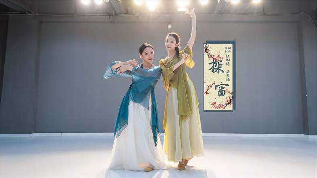 戏腔古风舞蹈《探窗》真的是yyds!|城市舞集原创编舞