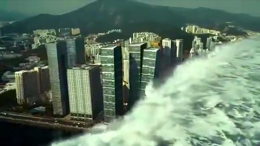小行星撞击地球引发特大海啸,世界末日就长这样