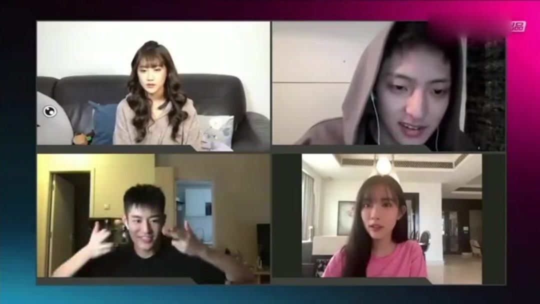 #适合模仿的影视名场面# 前方高能预警!.