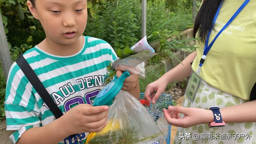 通过各种简单仪器多角度,多方位精确的感知大自然。