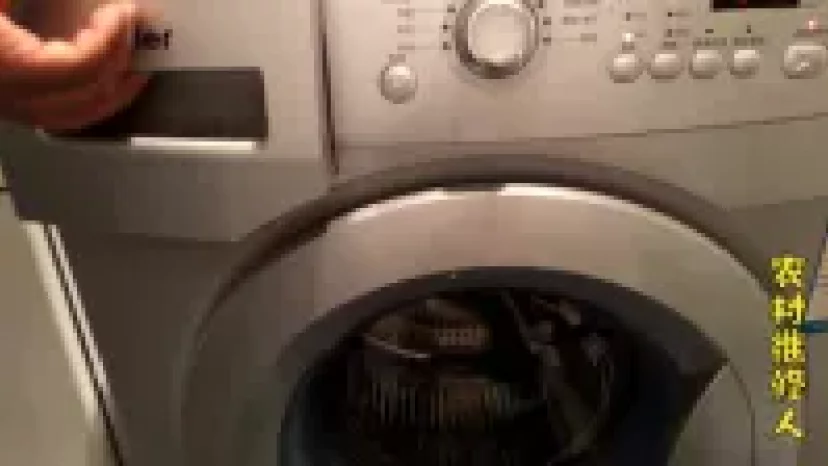 海尔滚筒洗衣机不排水,显示E2报警不工作是这里出问题了