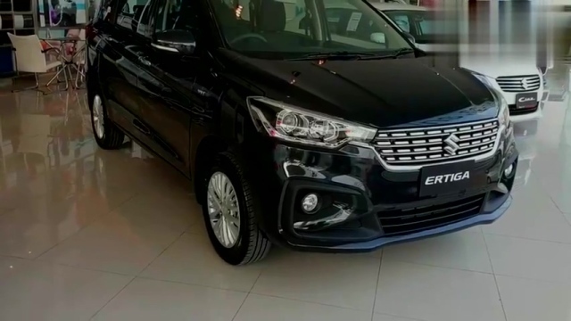 实拍铃木"面包车"ERTIGA,七座布局,还是自动挡!