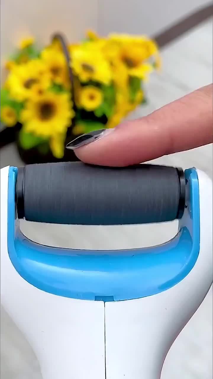 洗完脚不要再用手去扣死皮了这个电动磨脚器便宜又...