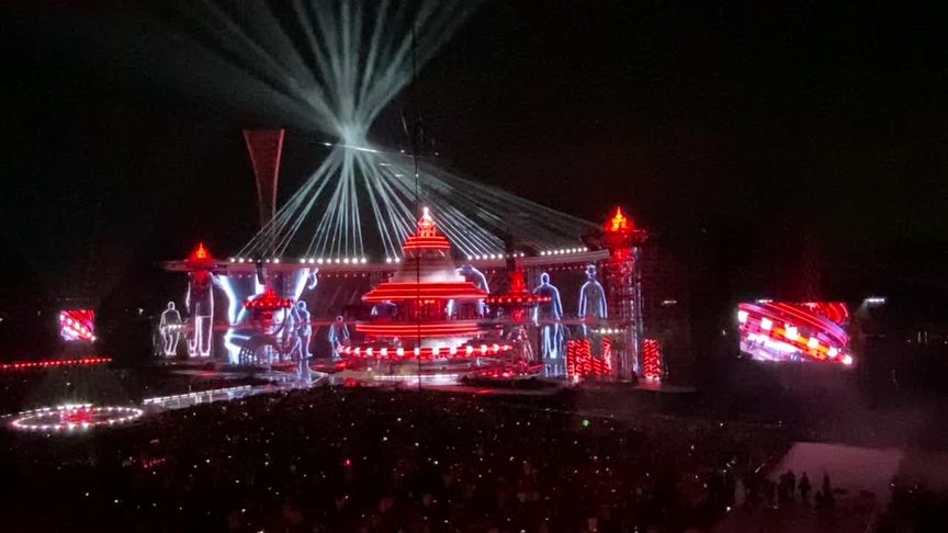 湖南卫视跨年演唱会～华晨宇