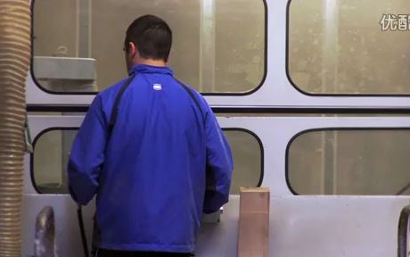 百年工业设计经典系列-Branca椅制作过程