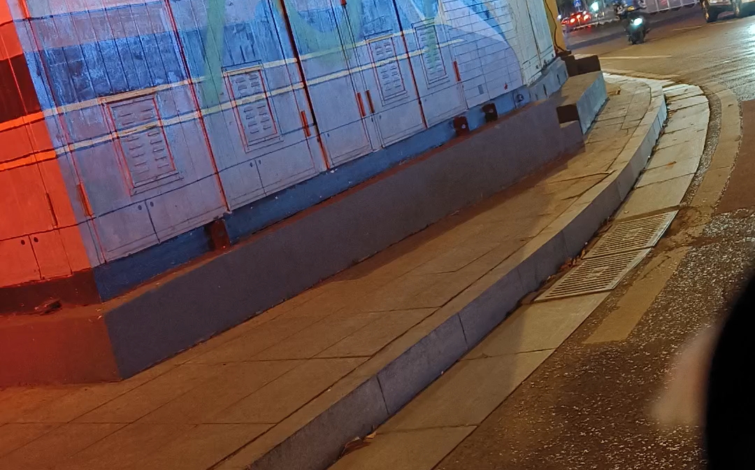 ...几个月了,居然第一次就忘记点送达向平台提出申诉,有顾客佐证。”