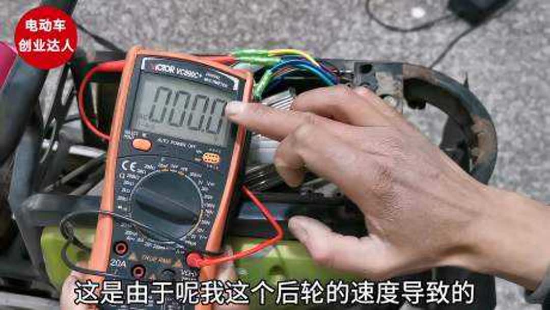 电动车在什么情况下会烧坏控制器?师傅现场做个测试,这回知道了