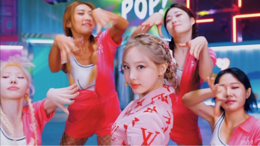 twice林娜琏个人solo《pop》太好听了,手势舞也很不错!