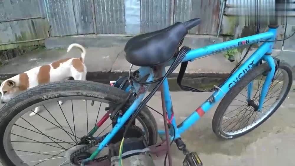 自行车变成电动车很简单,装上装置就行!