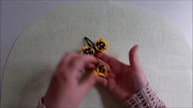 简单手工,好看的小姑娘发卡制作教程