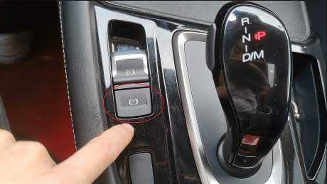 自动驻车应该怎么用?不要上车就关掉了,这么好的功能不用真浪费