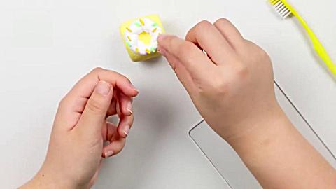 ...早教 精灵宝可梦皮卡丘口袋妖怪超萌小蛋糕彩泥超轻粘土趣盒子手工课