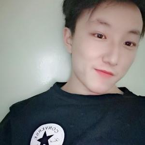 吴畅很努力 