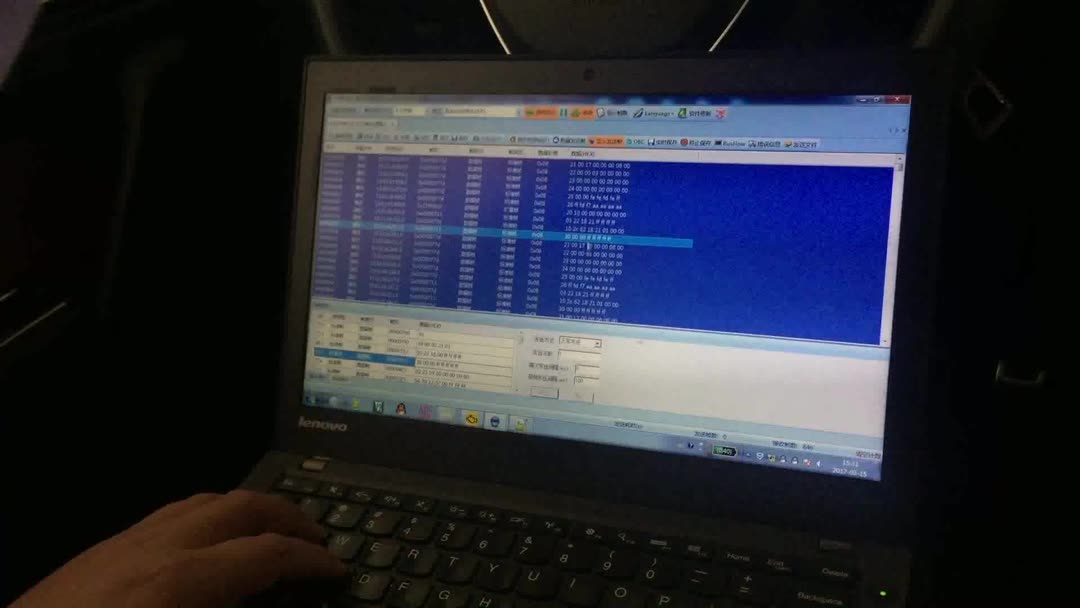 大众MQB平台CAN总线采集档位车速转向角度雷达