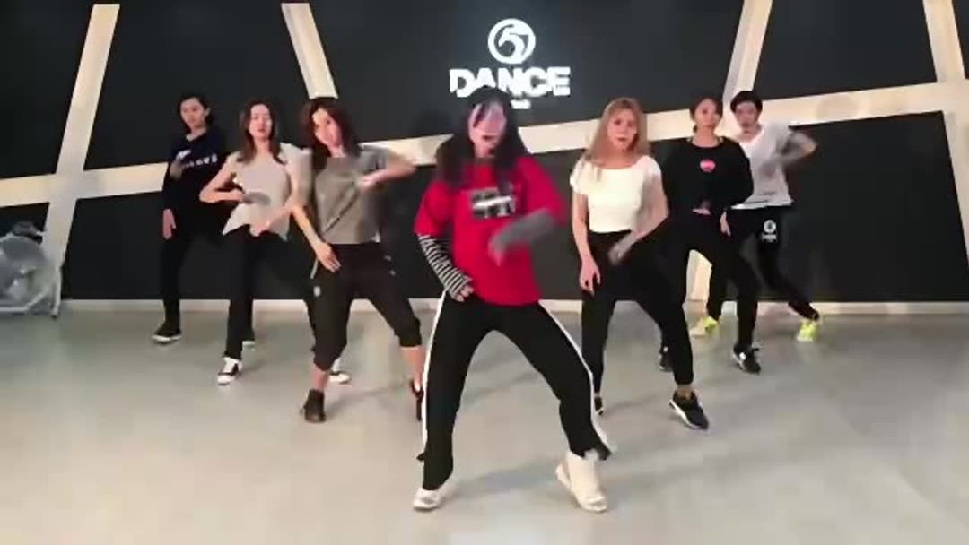 简单年会舞蹈好看零基础