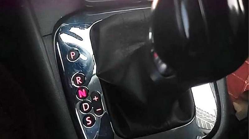 学手动挡的车,开自动挡的车,那该怎么开,赶紧看看吧!