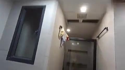 卫生间的干湿分离还能这样做?浴室设计得有点远!