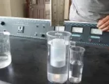 实验视频:探究影响浮力大小的因素