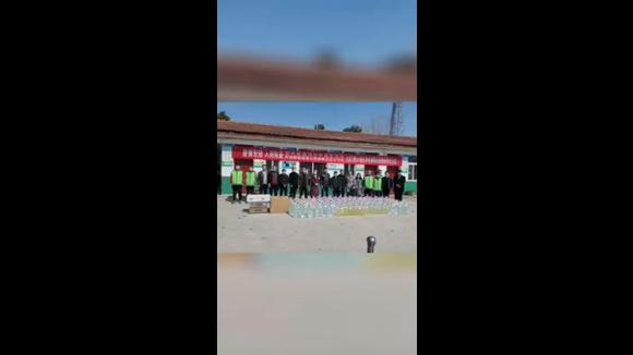 疫情无情,人间有爱