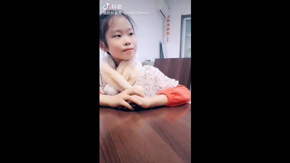 小姑娘演艺红楼梦片段