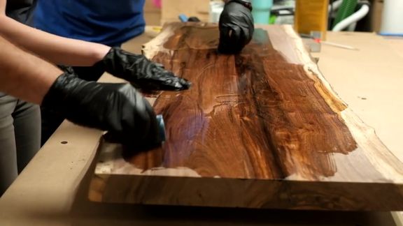 纯手工打造实木桌子