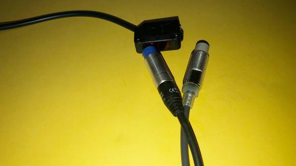 传感器输出类型一般有NPN和PNP,为什么国外喜欢选用PNP输出方式