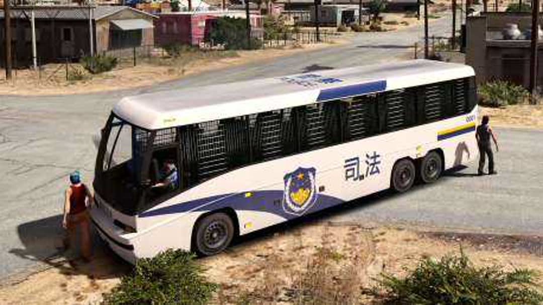 GTA5警察模拟:一次逮捕四个人只能开警用大巴来接了