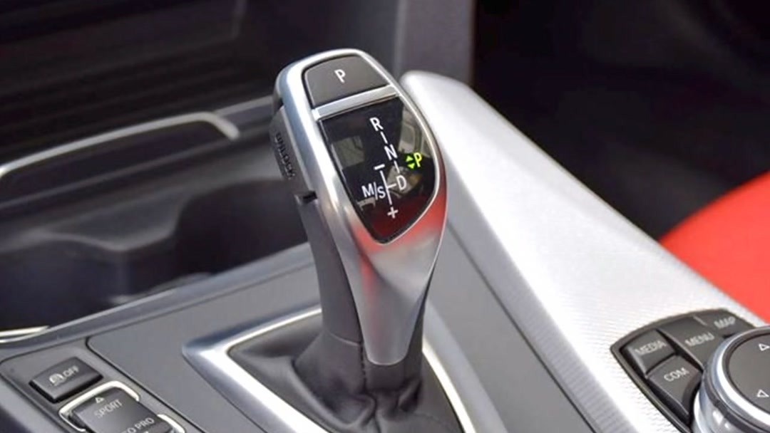 手自一体的车行驶中能不能直接切换手动模式?工程师实车详解!