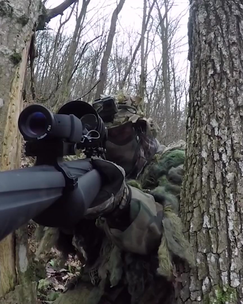 这个真人CS装备不是一般的好,但是总感觉缺少点什么