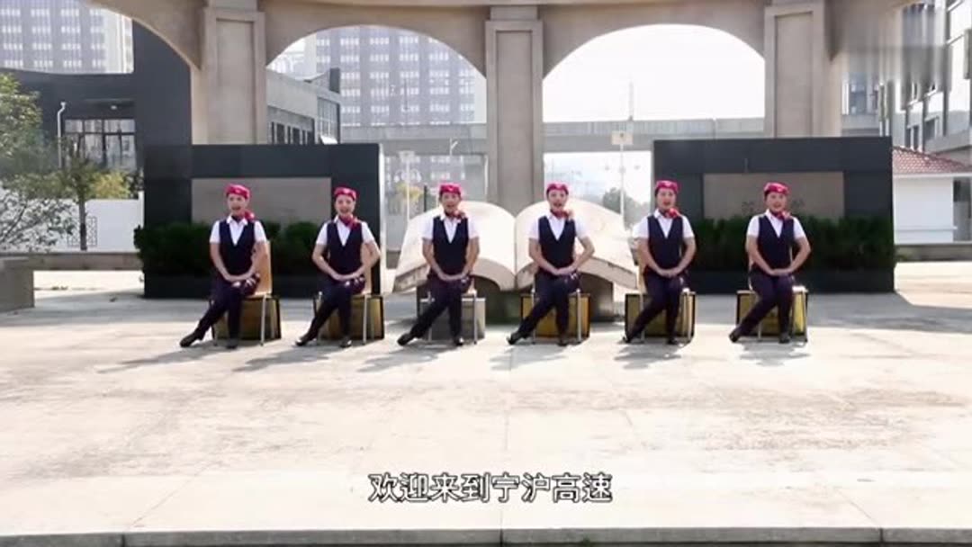 花桥收费站服务礼仪情景展示