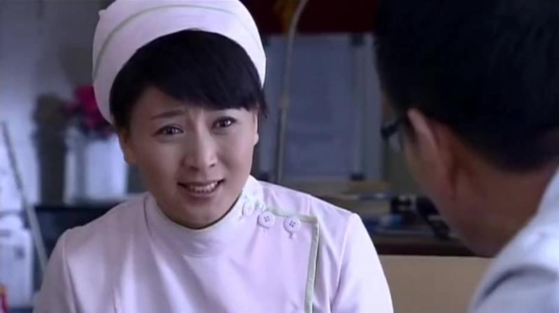 护士长护理植物人,突然有了反应,高兴不已,医生听后沉默了