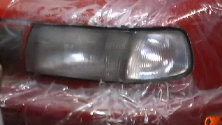 格拉思汽车外观件修复过程车灯划痕修复