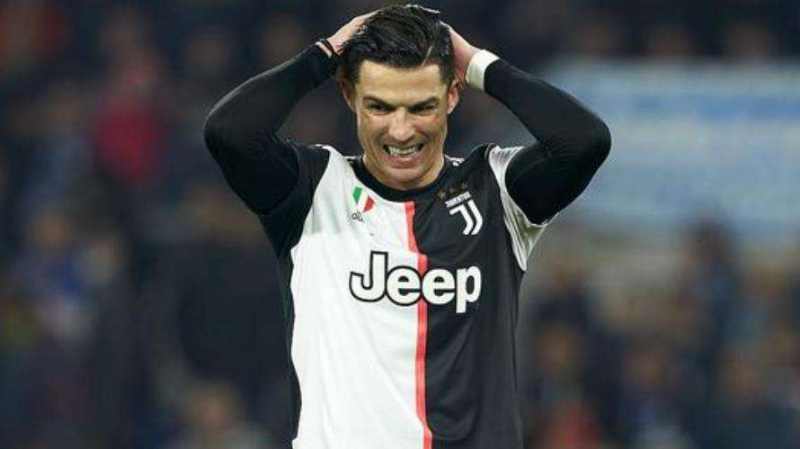 离开皇马以后,C罗和队友说:后悔了,留下能多拿2个金球将