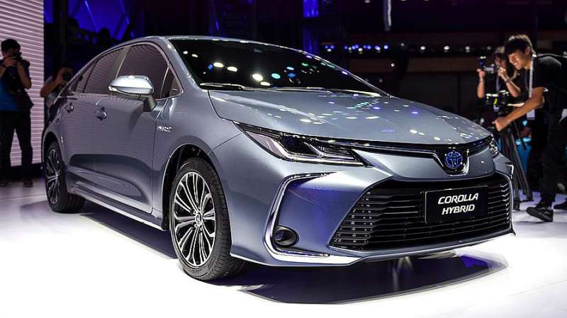 新款卡罗拉旅行版火了,运动设计媲美宝马,售价仅10万起