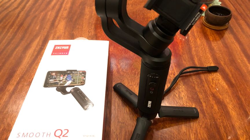 新手小白开箱智云SMOOTH Q2手机稳定器,这颜值,我就知道是她了!